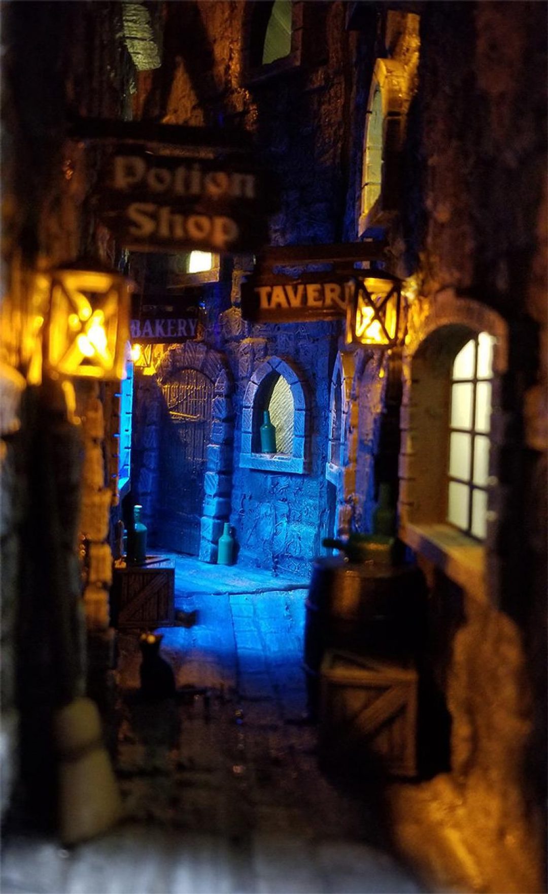 Book Nook - Bookshelf Insert - Gifter World