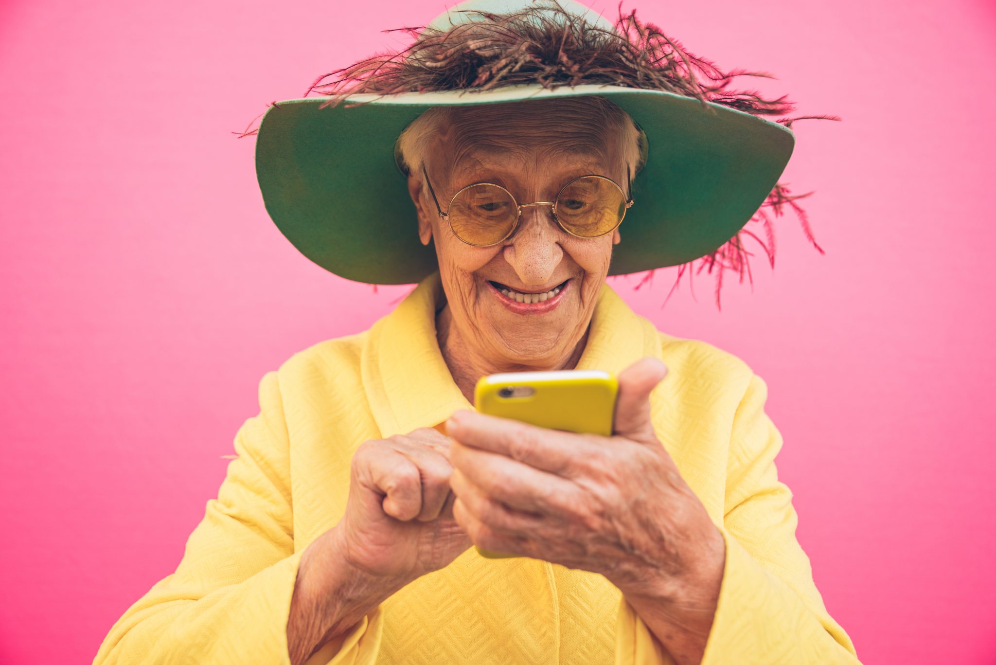 Gifts for Elderly Women, Grandmas, and Nanas - Gifter World