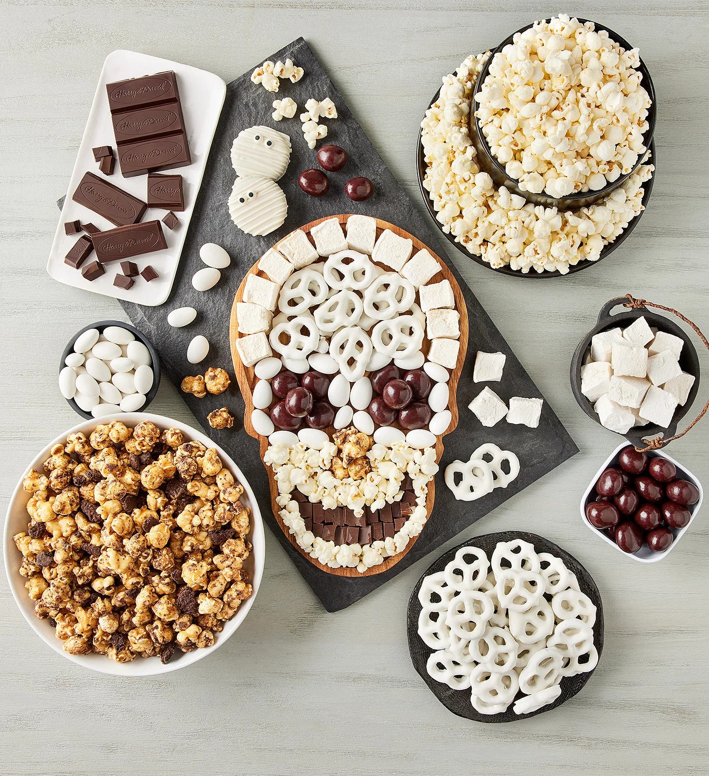 Halloween Gifts for Your Spooky-Loving Friends - Gifter World